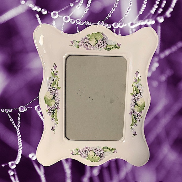 terragrafics | Accents | Vintage Terragrafics Porcelain Photo Frame ...